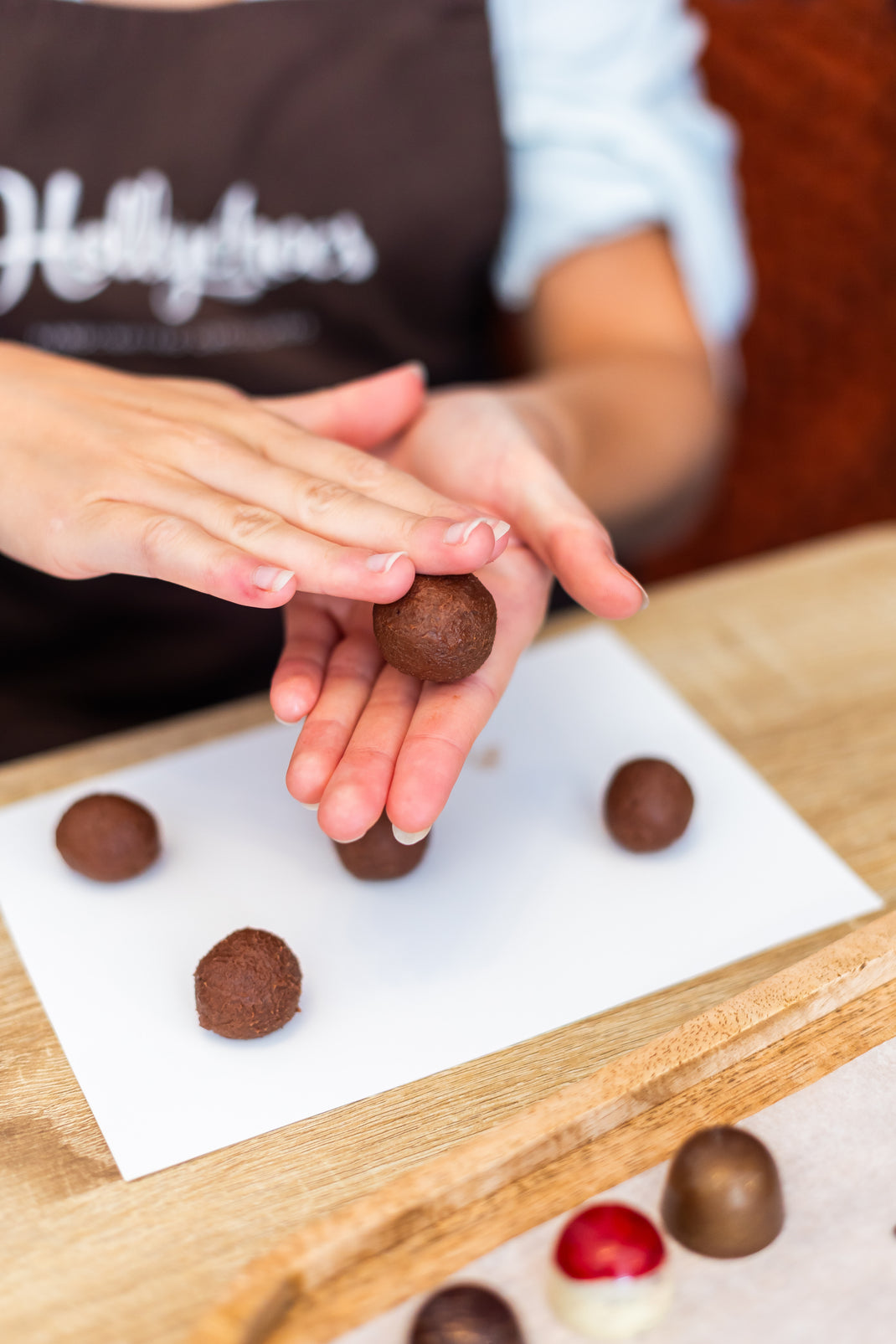 Hollychocs - Handmade Chocolates engineered to perfection