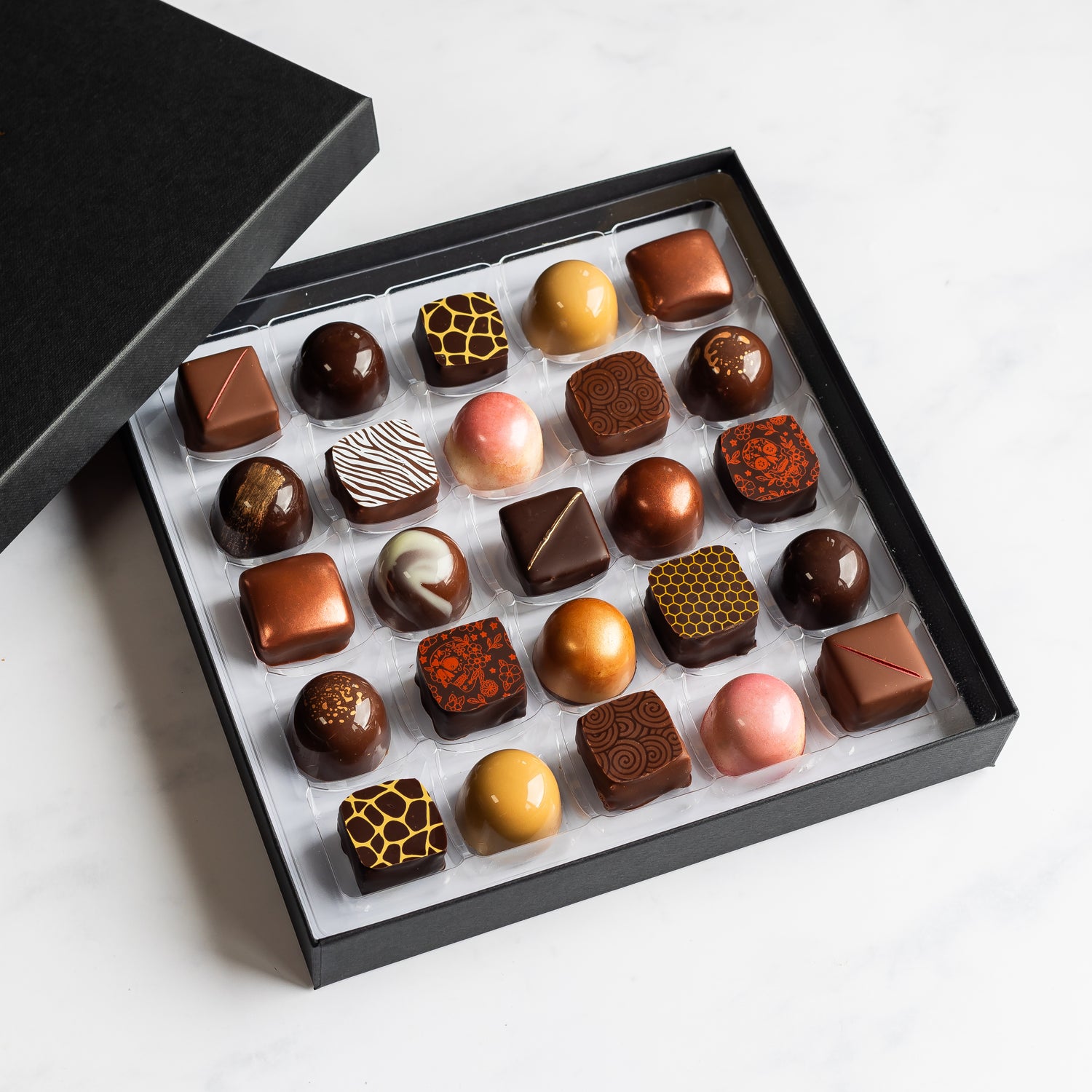 Hollychocs - Handmade Chocolates engineered to perfection