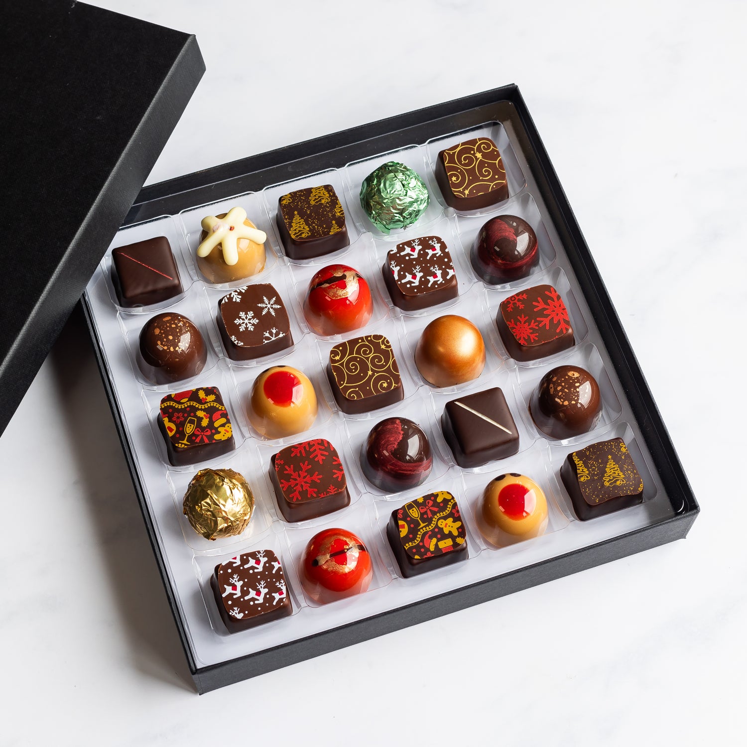 Hollychocs - Handmade Chocolates engineered to perfection